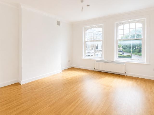 Westcombe Hill, London SE3, 2 bed flat to rent, £1,850 pcm | PrimeLocation