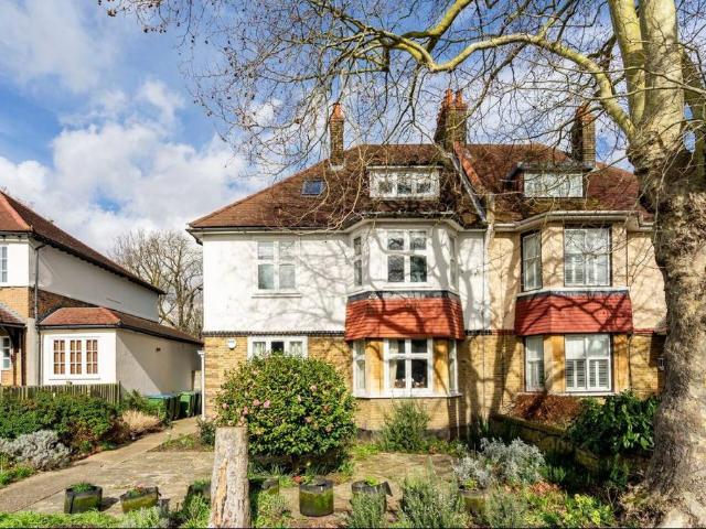 Westcombe Park Road, Blackheath. 6 bed semi detached house to rent £6,500 pcm £1,500 pw