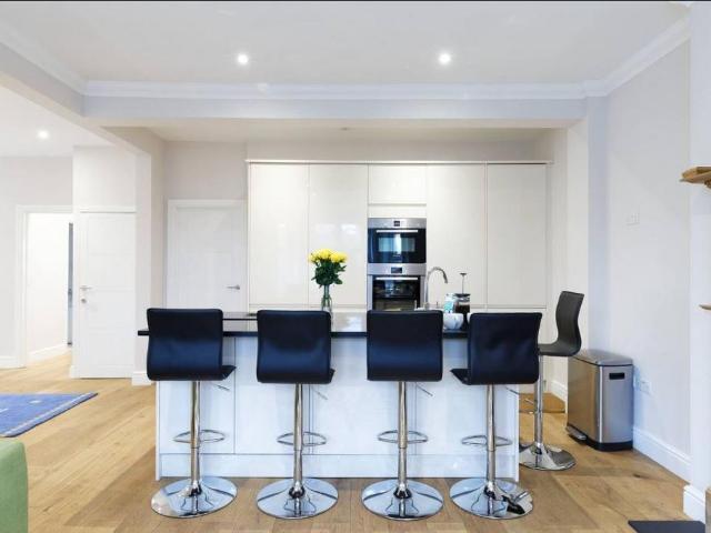 Westcombe Park Road, Blackheath, London 6 bed semi detached house to rent £6,500 pcm £1,500 pw