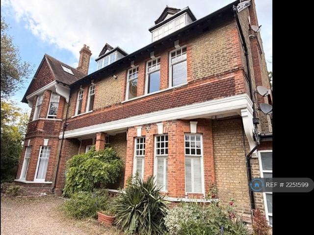 Westcombe Park Road, London, SE3 1 bed flat to rent £2,600 pcm £600 pw