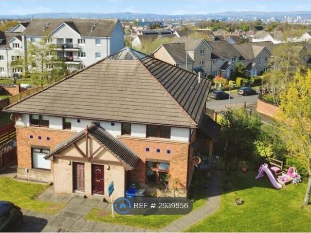 Westcastle Gardens, Glasgow G45, 2 bed flat to rent, £1,050 pcm | PrimeLocation