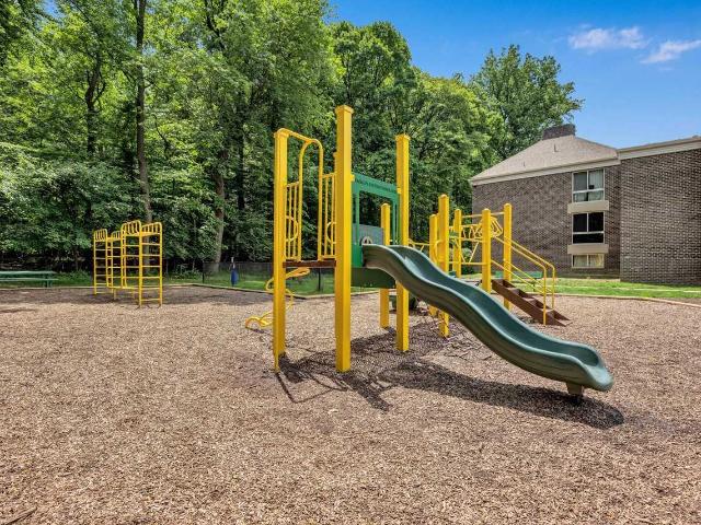 Westchester West Apartments 2 Bedroom Apartment for Rent at 3214 Hewitt Ave, Aspen Hill, MD 20906 Aspen Hill