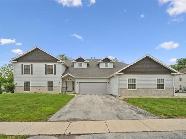 Westchester Dr Ne Unit B, Cedar Rapids, Condo For Sale