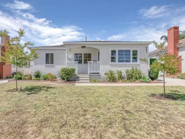 Westchester Gem: 4BR/3BA with Separate ADU Unit and Expansive.