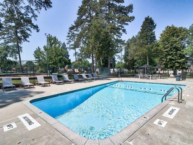 Westchester Key Apartments 2 Bedroom Apartment for Rent at 706 Westchester Dr, High Point, NC 27262