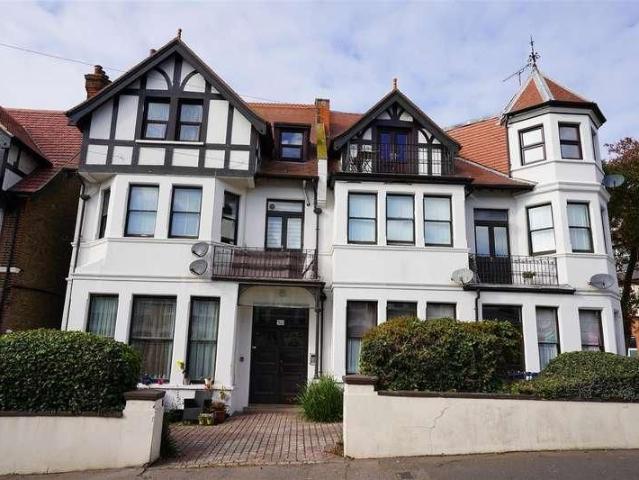 Westcliff Avenue, Westcliff on sea, SS0