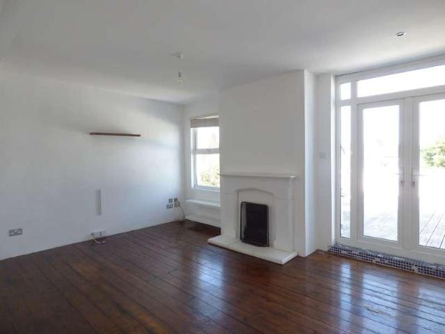 Westcliff Park Drive, Westcliff on sea, SS0