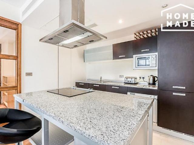 Westcliffe Apartments, South Wharf. 1 bed flat to rent £2,850 pcm £658 pw