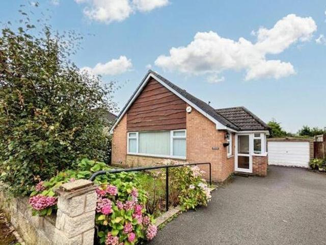 Westcroft, Honley, 2 Bedroom Detached