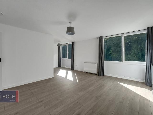 Westacre Close, Westbury On Trym, Bristol BS10, 2 bed flat to rent, £1,250 pcm | PrimeLocation