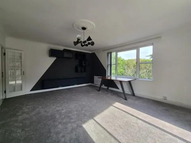 Westbourne, Ashton Court, BH13 6EU, Poole