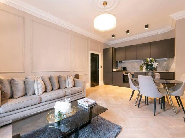 Westbourne Crescent