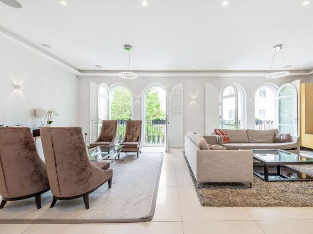 Westbourne Gardens, Bayswater, London, W2