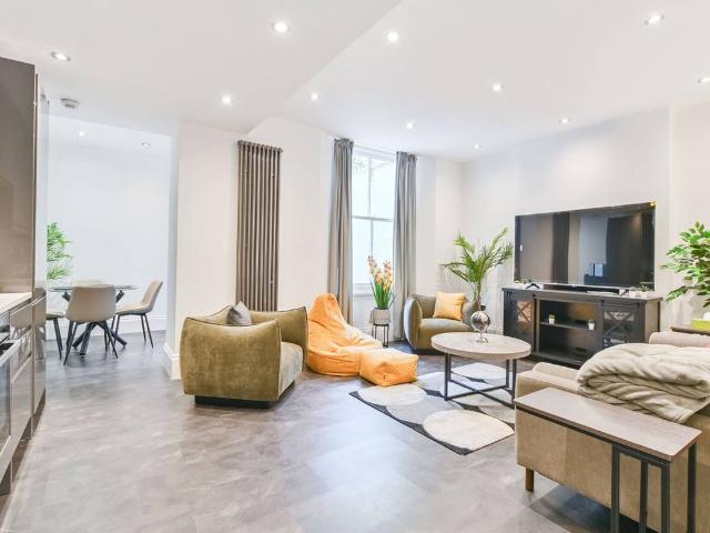 Westbourne Gardens, Notting Hill, London W2, 2 bed flat to rent, £3,445 pcm | PrimeLocation