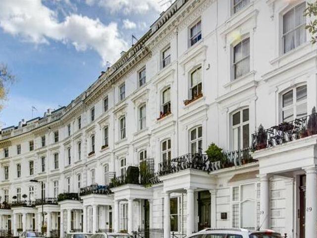 Westbourne Gardens, Westbourne Park, 3 Bedroom Flat