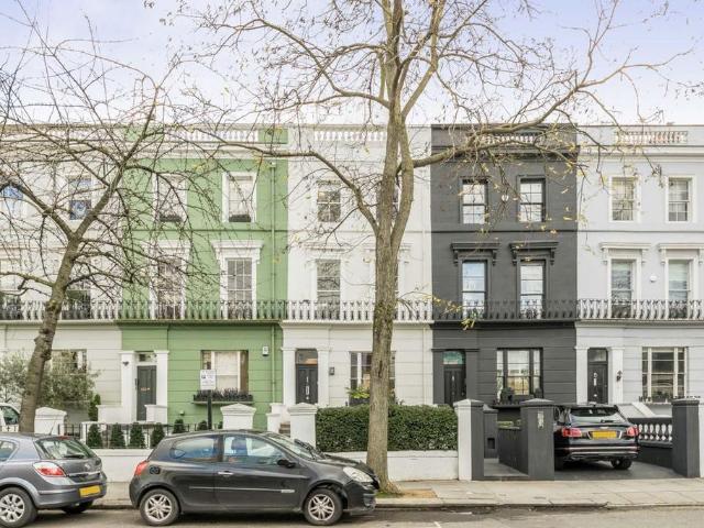 Westbourne Grove, London W11 4 bed terraced house to rent £14,000 pcm £3,231 pw