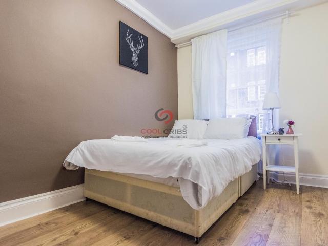 Westbourne Grove Terrace, Bayswater. 2 bed apartment to rent £2,167 pcm £500 pw