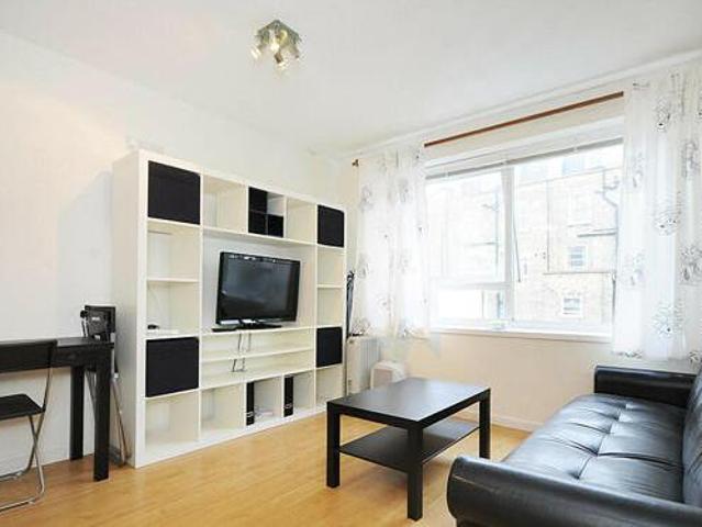 Westbourne Grove Terrace, London, Studio Flat For