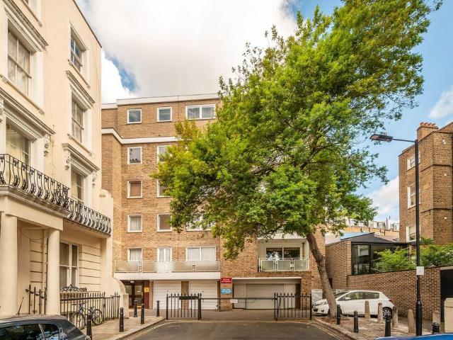 Westbourne Grove Terrace, Notting. 2 bed flat to rent £6,500 pcm £1,500 pw