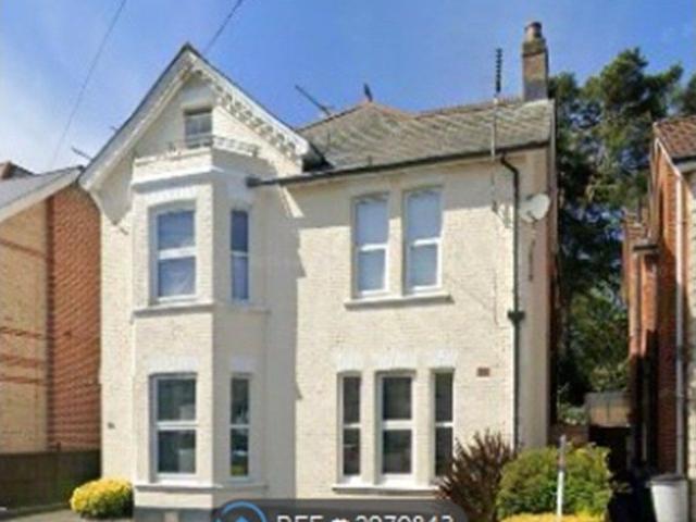 Westbourne Park Road, Bournemouth BH4, Studio to rent, £700 pcm | PrimeLocation