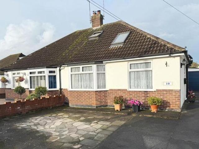 Westbourne Road, Staines upon thames, 3 Bedroom Semi detached