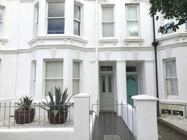 Westbourne Street, Hove BN3, 1 bed flat to rent, £1,400 pcm | PrimeLocation