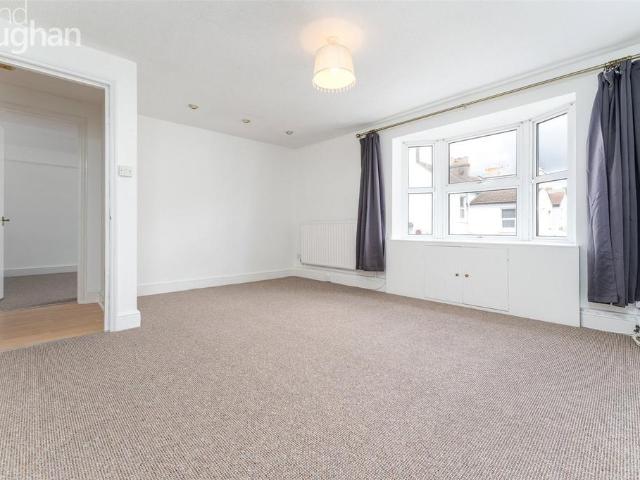 Westbourne Street, Hove, East Sussex. 1 bed flat to rent £1,150 pcm £265 pw