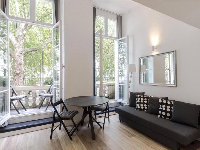 Westbourne Terrace, London, W2 1 bed apartment to rent £2,058 pcm £475 pw
