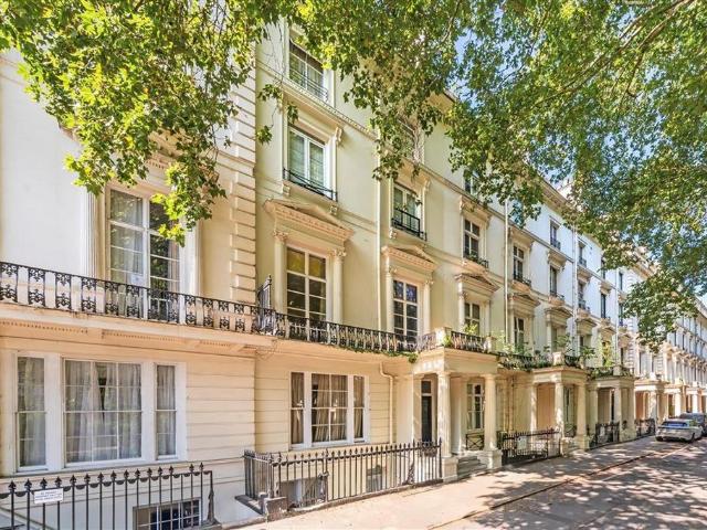 Westbourne Terrace, London W2 1 bed flat to rent £2,750 pcm £635 pw