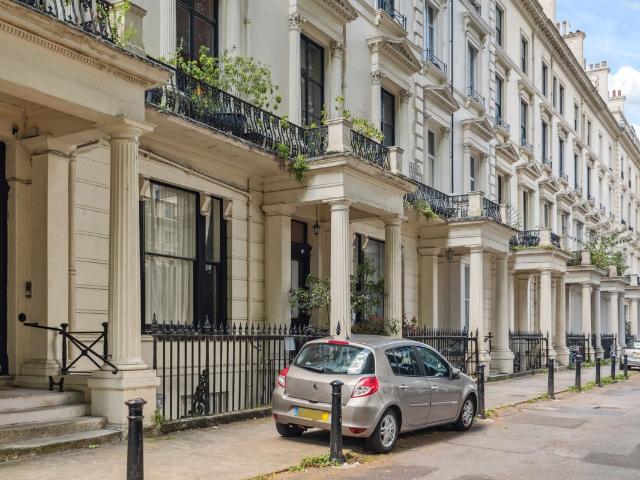 Westbourne Terrace, London W2, 3 bed flat to rent, £7,000 pcm | PrimeLocation