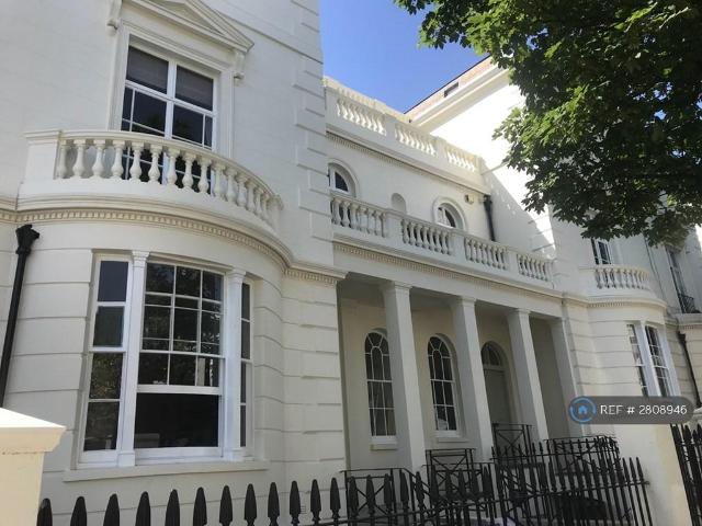 Westbourne Terrace Road, London, W2 1 bed flat to rent £2,950 pcm £681 pw