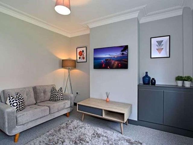 Westbourne Terrace Room 1