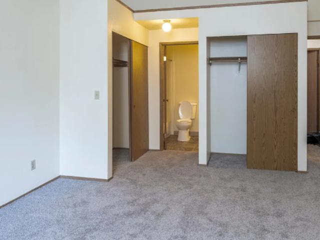 Westboro Apartments 2 Bedroom Apartment for Rent at 117 S 330th St, Federal Way, WA 98003