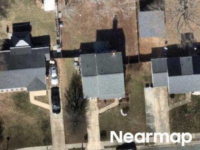 Westbriar Dr
