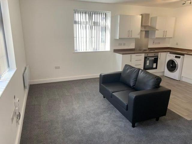 Westbridge House, NG7, Property for rent