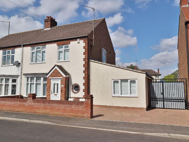 Westbrook Park Road, Peterborough PE2, 3 bed semi detached house to rent, £1,400 pcm | PrimeLocation