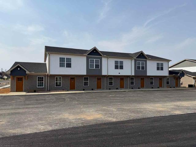 Westbrook Villas 2 Bedroom Apartment for Rent at 1500 1500 Easton Street, Franklin, KY 42134