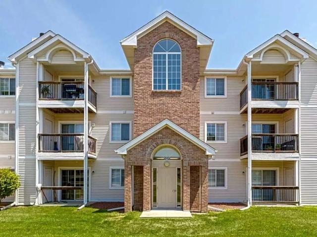 Westbrooke Apartments 2 Bedroom Apartment for Rent at 4001 Ep True Pkwy, West Des Moines, IA 50265