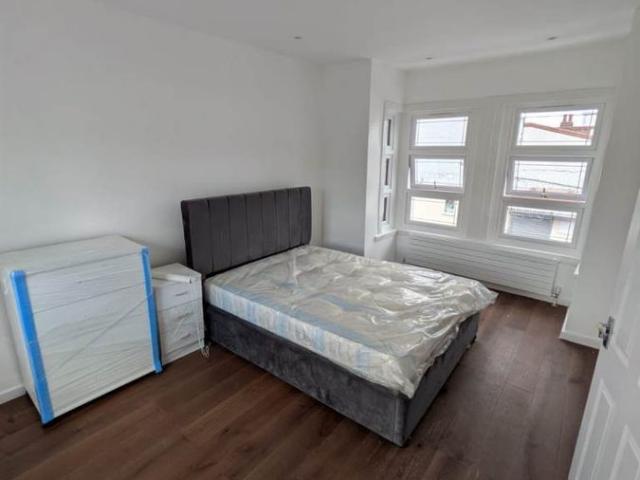 Westbury Terrace, London E7, 2 bed shared accommodation to rent, £1,150 pcm | PrimeLocation