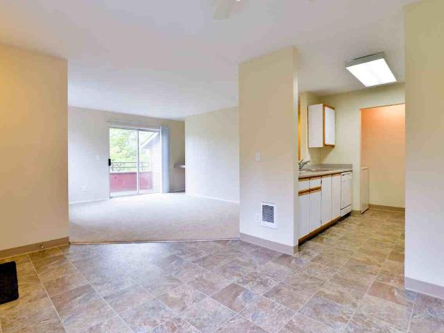 Westbury Apartments 1 Bedroom Apartment for Rent at 4900 Sw Greensboro Way, Beaverton, OR 97078 West Beaverton