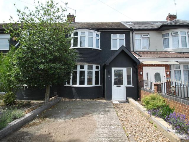 Westbury Avenue, Southall UB1, 3 bed terraced house to rent, £2,300 pcm | PrimeLocation