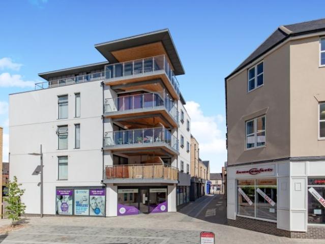 Westbury Court, Bicester OX26, 1 bed flat to rent, £1,300 pcm | PrimeLocation