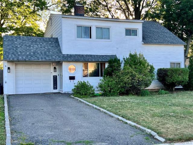 Westbury NY 11590 103380136