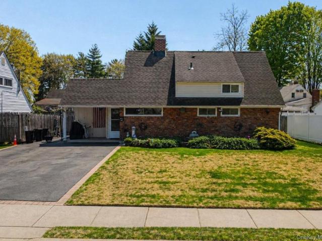 Westbury NY 11590 LS102244170