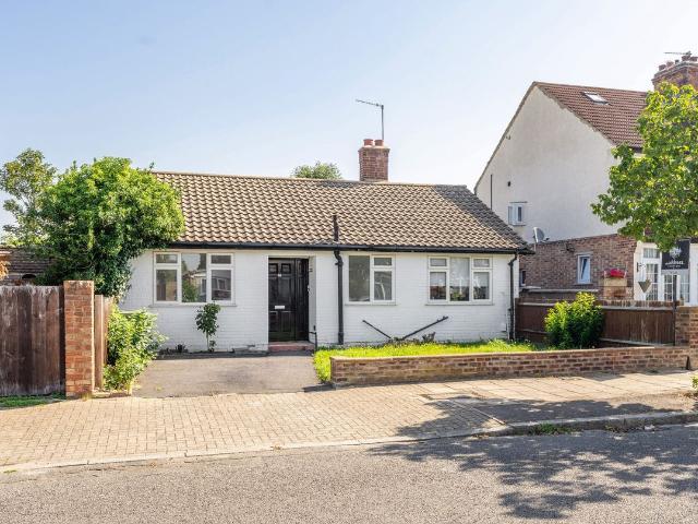 Westbury Road, Beckenham BR3, 2 bed property to rent, £2,400 pcm | PrimeLocation