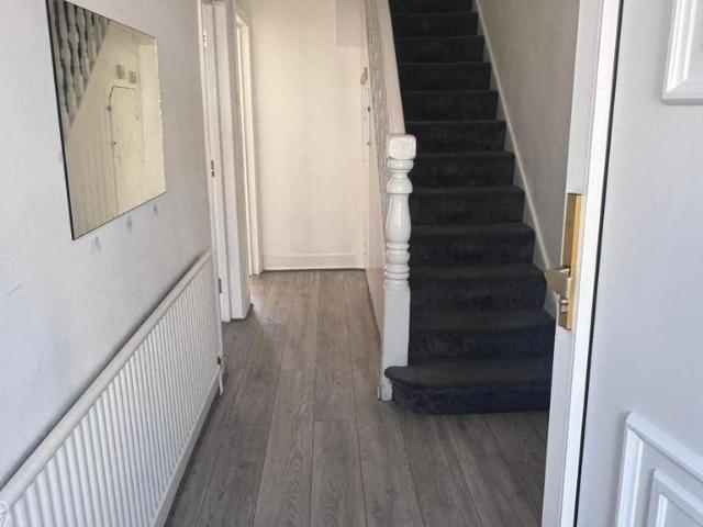 Westbury Road, Wembley HA0 4 bed terraced house to rent £2,900 pcm £669 pw