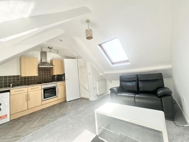 Westbury Street, Swansea SA1, 2 bed flat to rent, £950 pcm | PrimeLocation