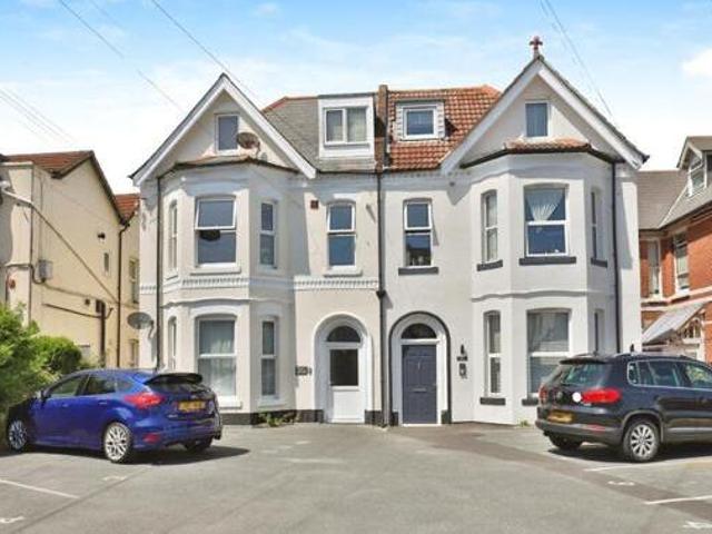 Westby Road, Bournemouth, 2 Bedroom Flat