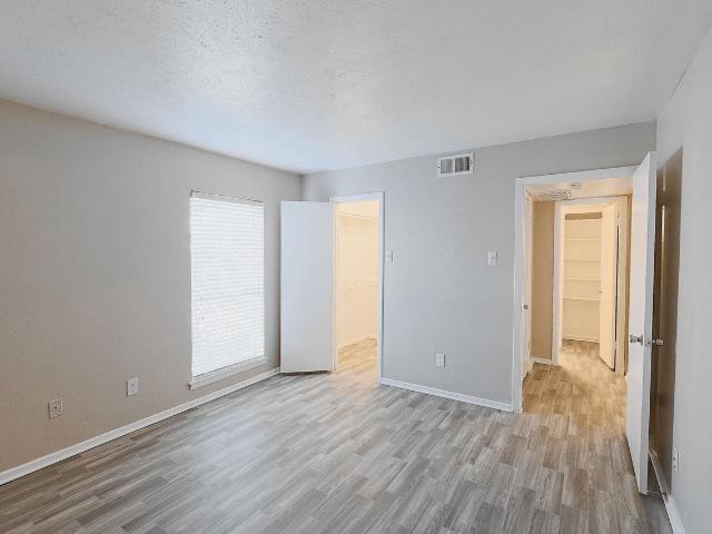Westgate 1 Bedroom Apartment for Rent at 4003 N Belt Line Rd, Irving, TX 75038