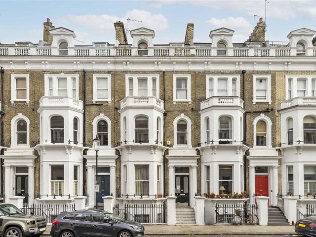 Westgate Terrace, South Kensington SW10, 1 bed flat to rent, £2,600 pcm | PrimeLocation